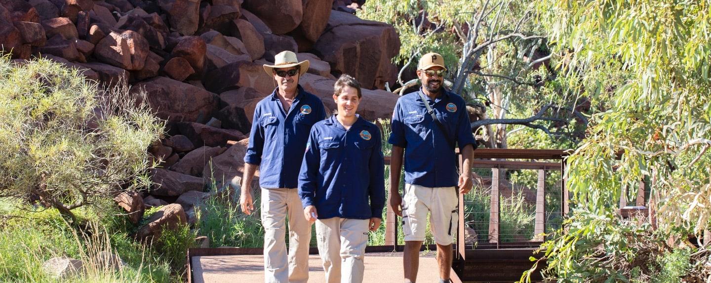 Murujuga - Nganjarli walk trail | WAnderland | Western Australian Museum
